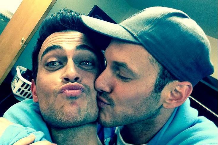 Cheyenne Jackson, de American Horror Story, y su marido padres de ...