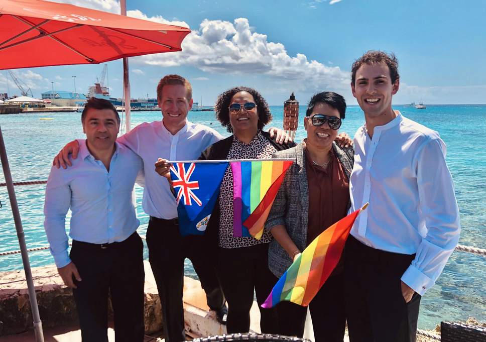 Las Islas Caimán legalizan el matrimonio entre personas del mismo sexo ...